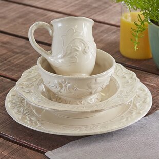 10 Gorgeous Farmhouse Dinnerware Sets - The Curated Farmhouse