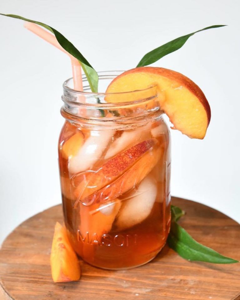 4 Peach Drink Recipes I Totally Love - The Curated Farmhouse