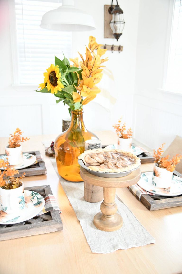 How to Create a Neutral Fall Centerpiece