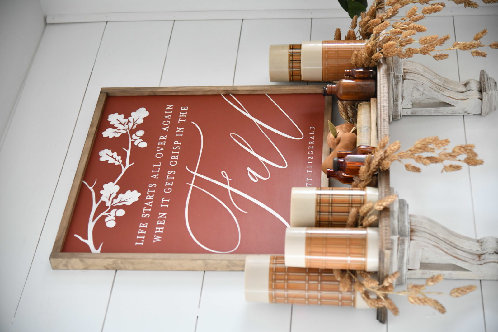 How To Decorate an Inspiring Fall Mantle